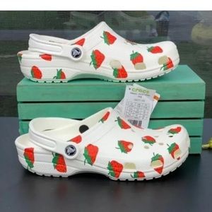 CROCS | Shoes | Crocs Vacay Vibes White Clog Strawberry | Poshmark